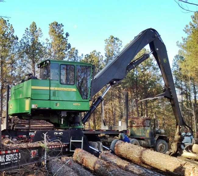 John Deere Knuckleboom Loader DEERE 437D Log Loaders Logging Equipment